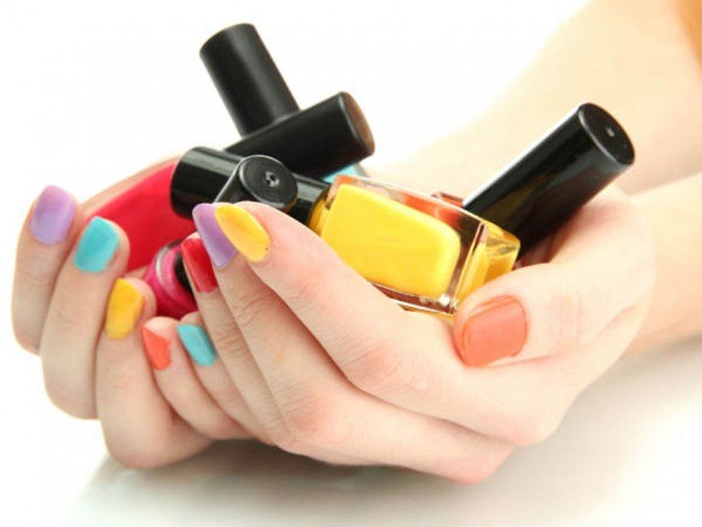Nail Polish that Changes Colour When Exposed to Date Rape Drugs | Live Eco